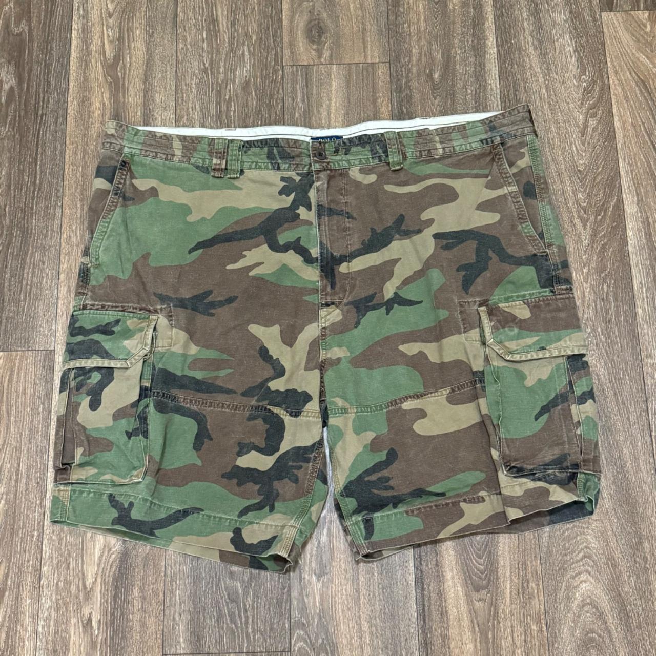 Polo Ralph Lauren Camo Cargo Shorts Men's 50B Green... - Depop