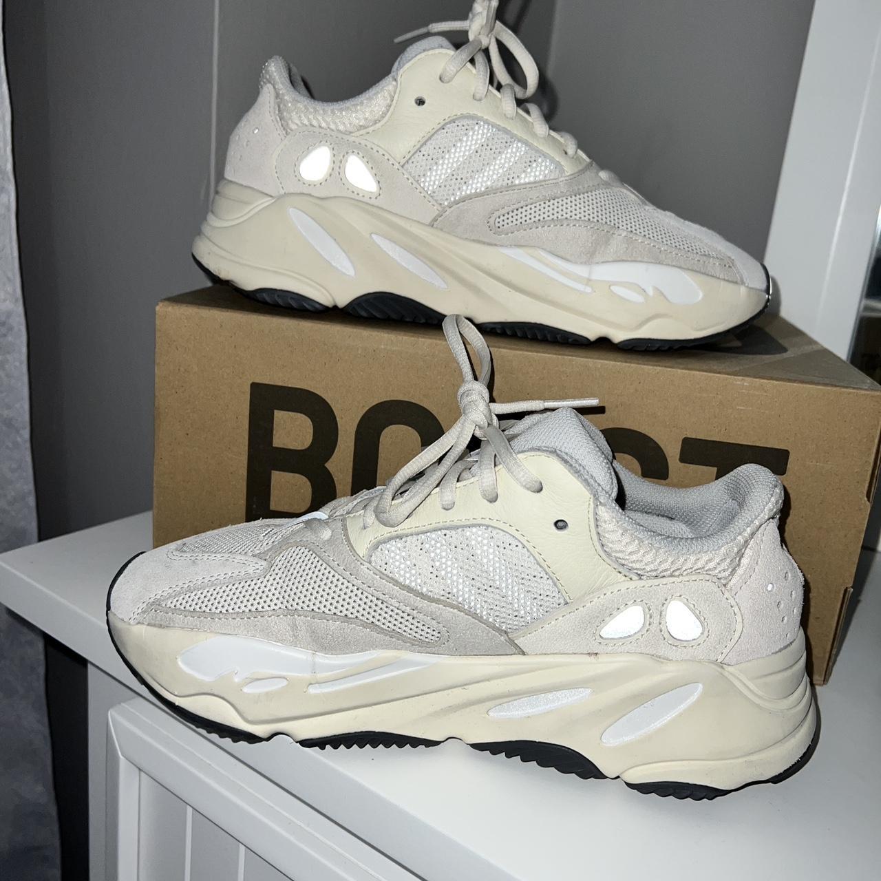 Yeezy Women's White and Cream Trainers | Depop