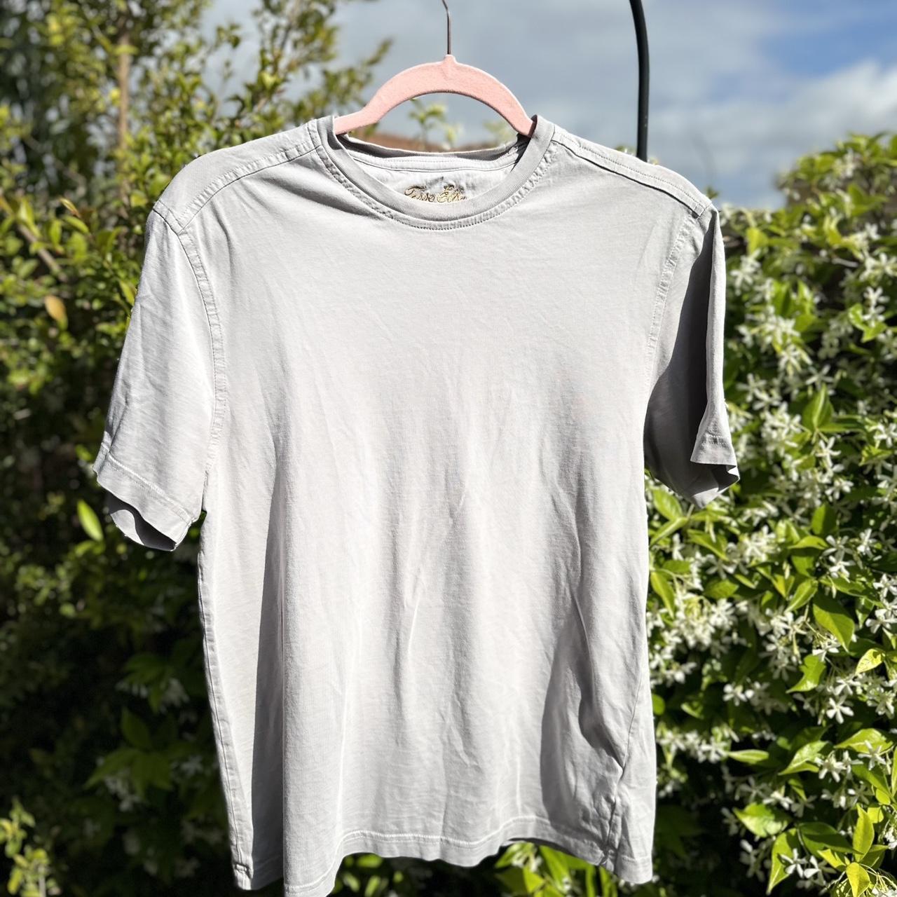 Off-White Men's White and Grey T-shirt | Depop