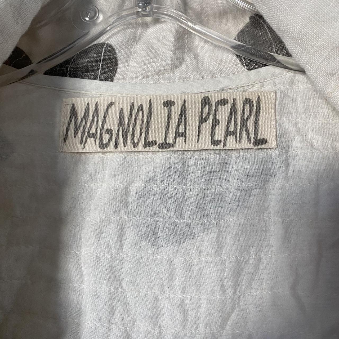 Magnolia Pearl Coat White kimono-type coat with grey... - Depop