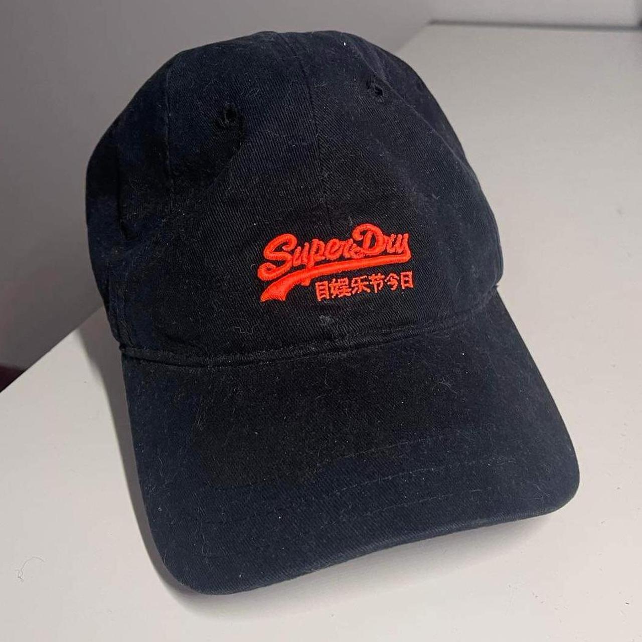 Black Superdry hat - Depop