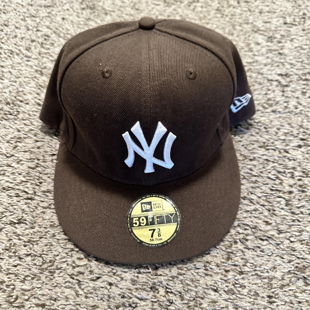 Brown Fitted New York Hat Size 7 3/8 slightly used... - Depop