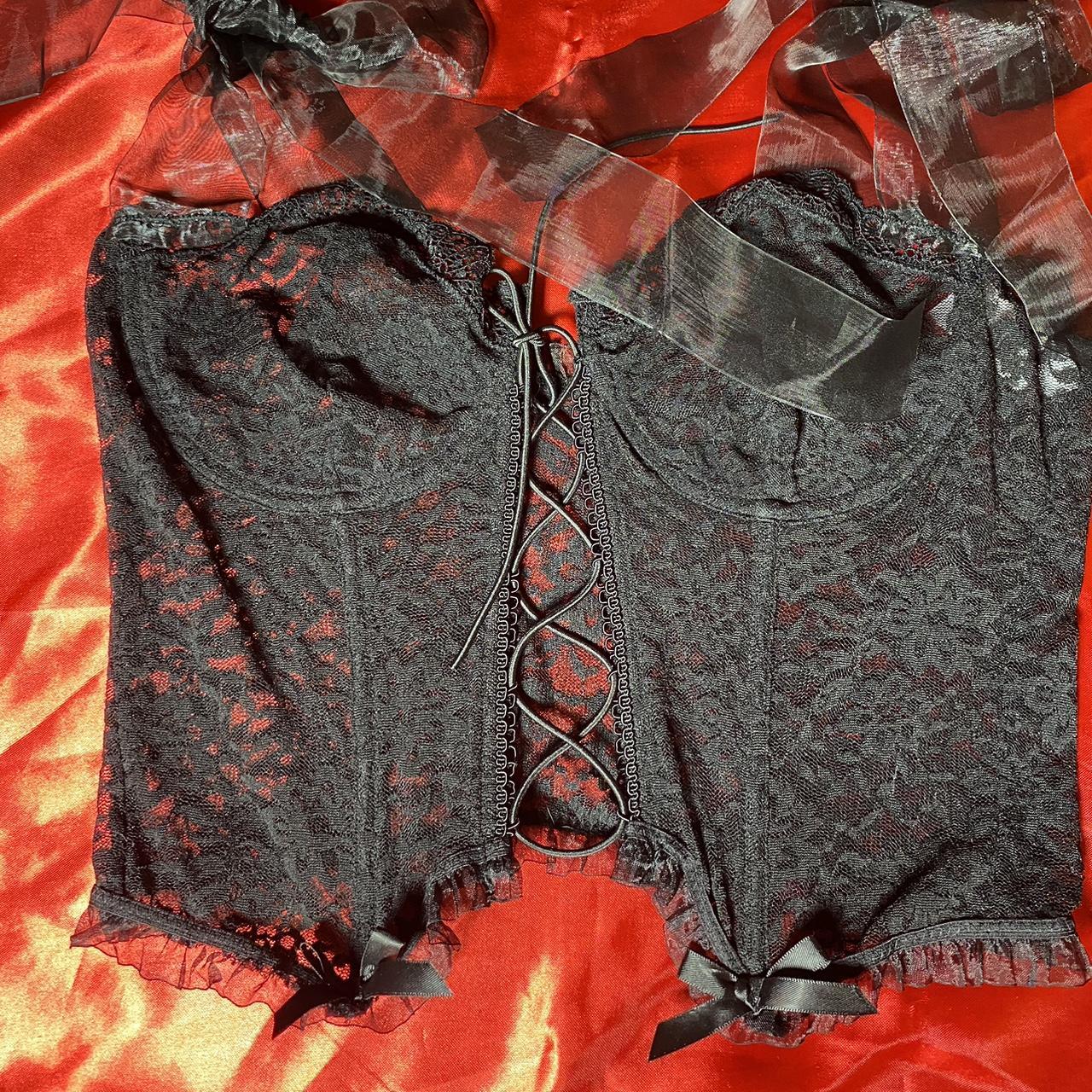 Black lace corset with underwire 🖤🔗 ribbon straps 🎀... - Depop