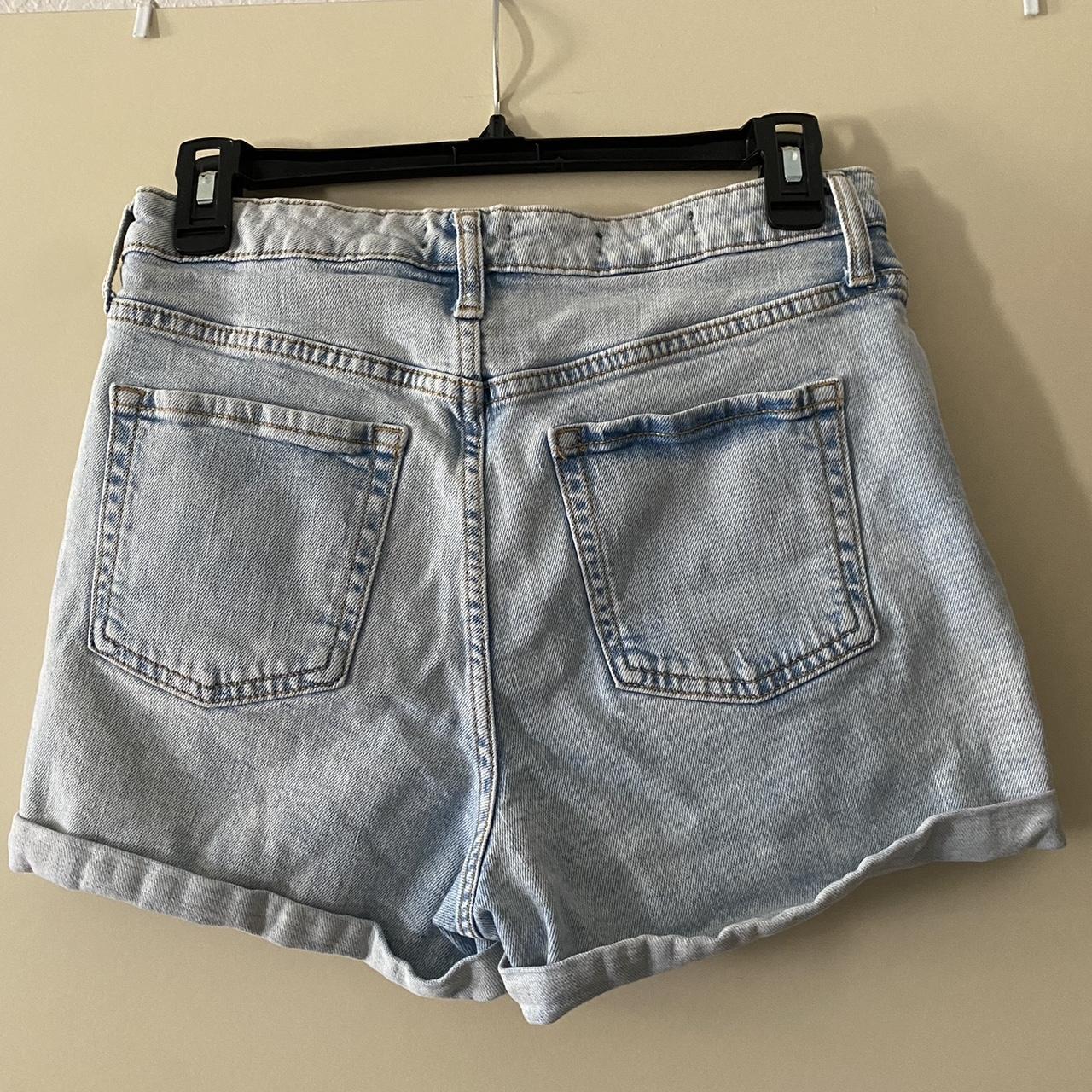 preloved shorts! worn on multiple occasions but... - Depop