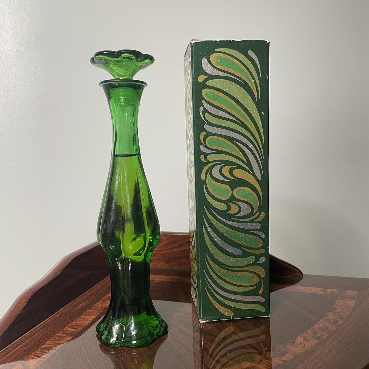 AVON Vintage 1970s emerald bud vase with flower... - Depop