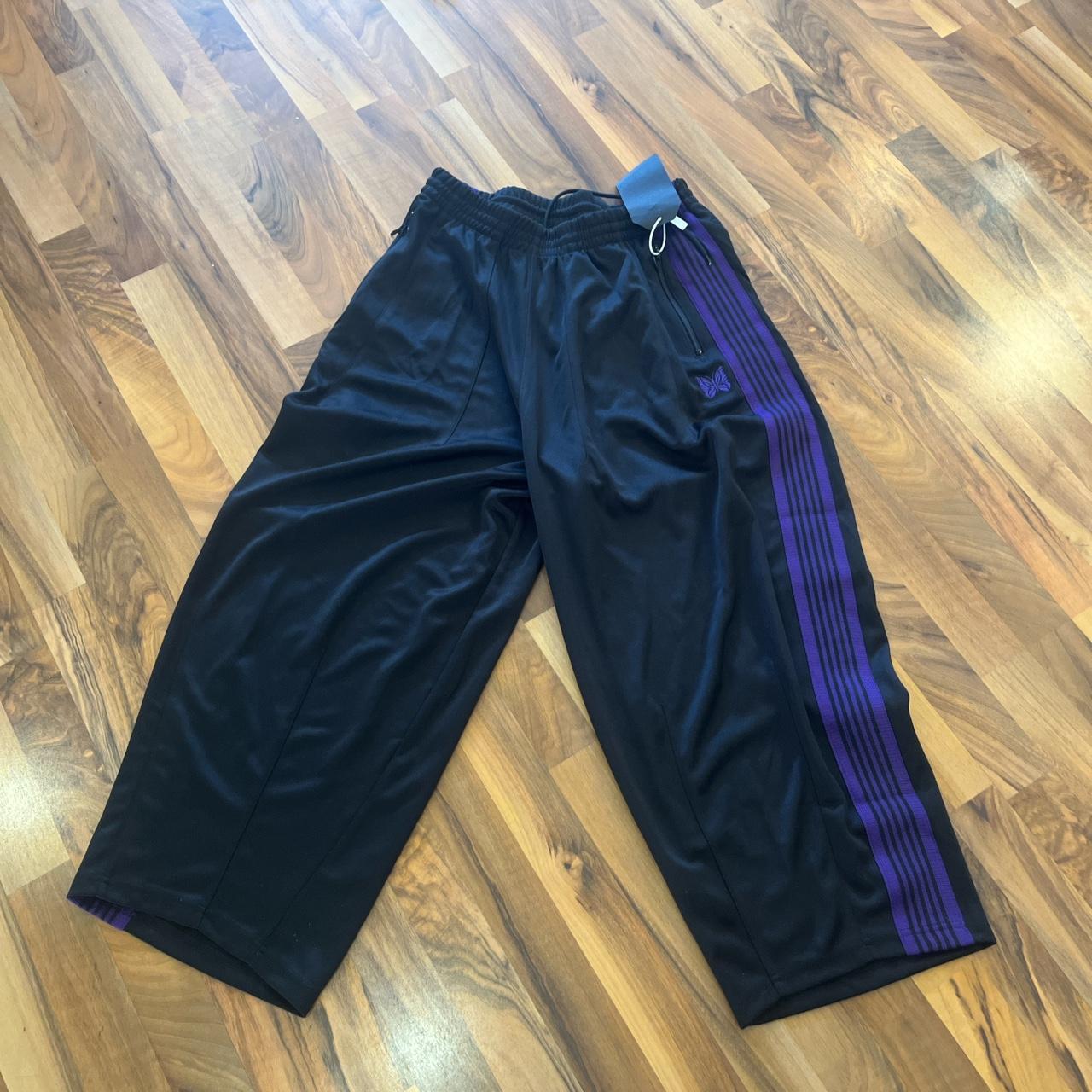 Size medium retro wide leg pants. Good baggy fit... | Depop