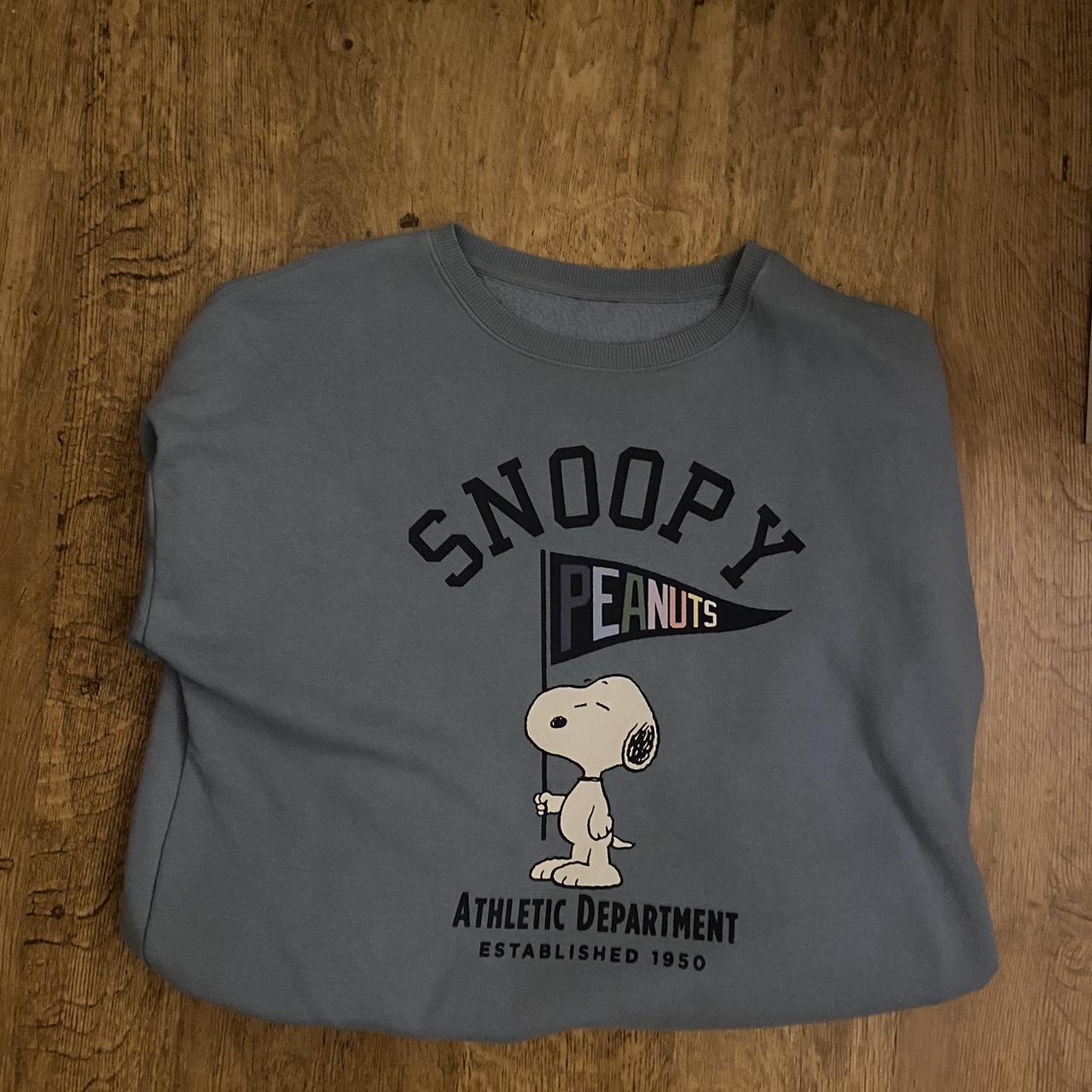 Snoopy peanuts jumper Not quite sure what size cos... - Depop