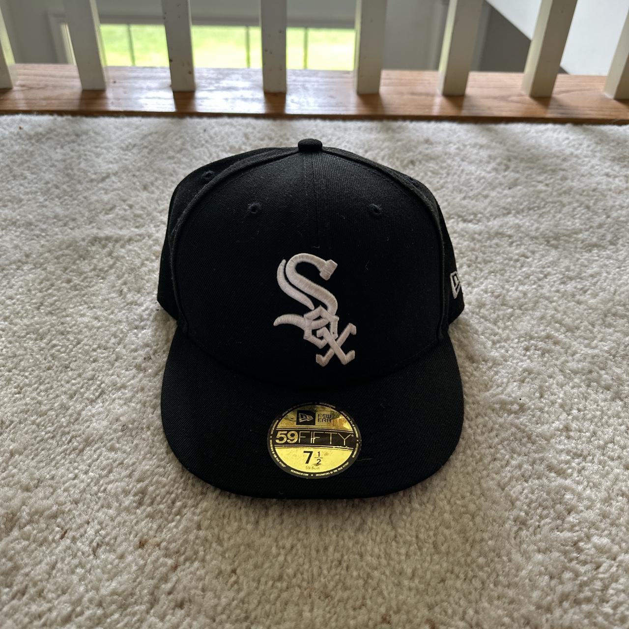 NEW ERA CHICAGO WHITE SOX HAT size 7 1/2 price is... - Depop