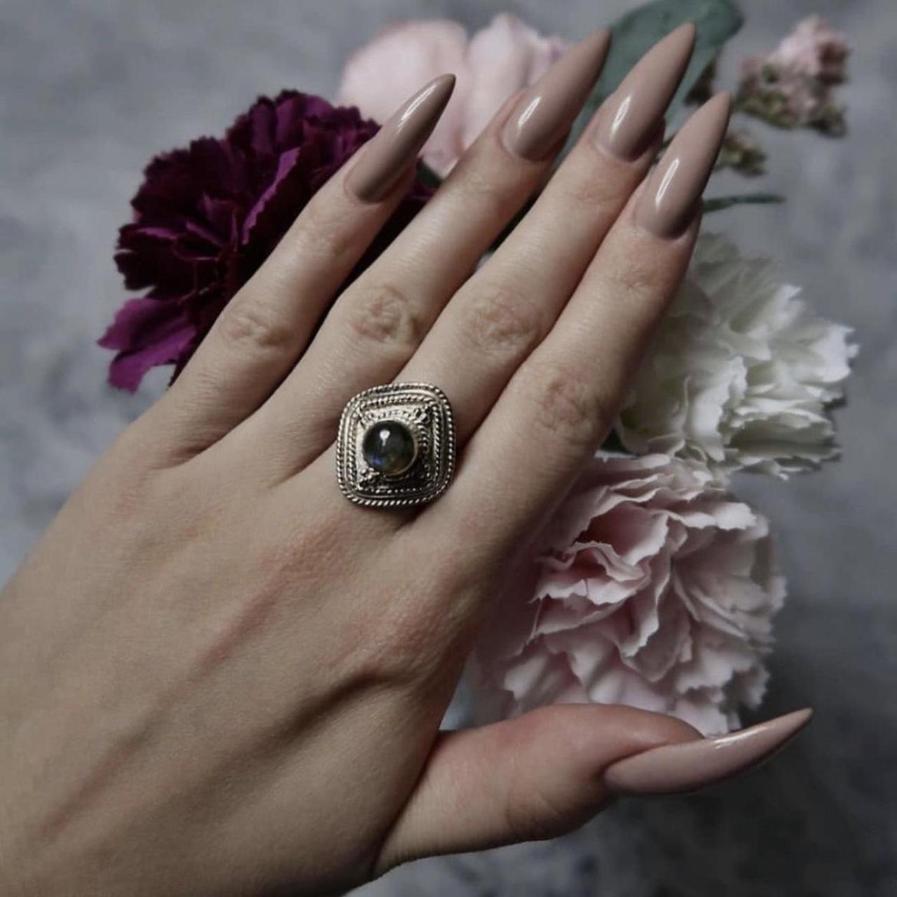 Sterling silver rhombus ring with labradorite... - Depop