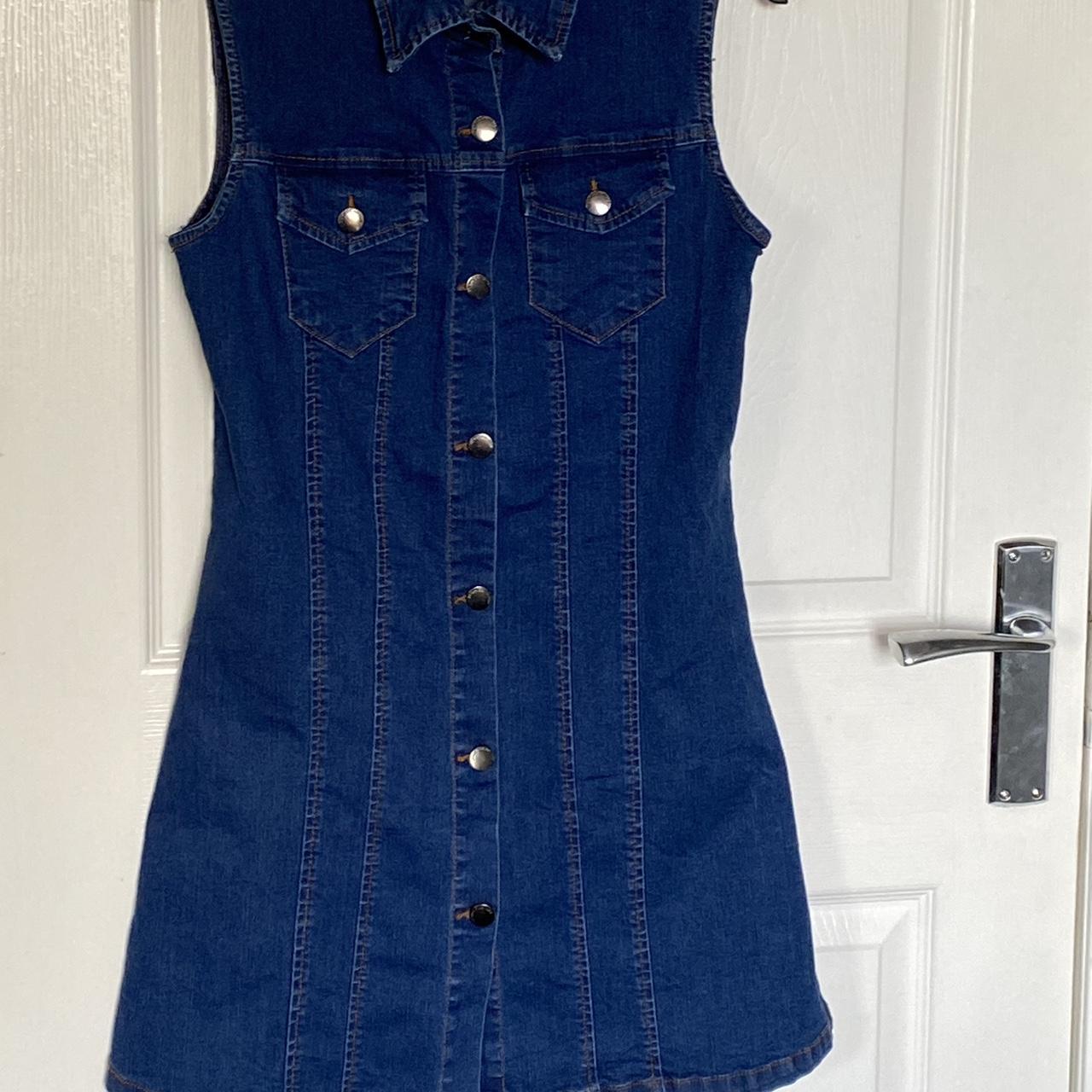 Blue Denim&Co denim dress Size 6 In good condition... - Depop