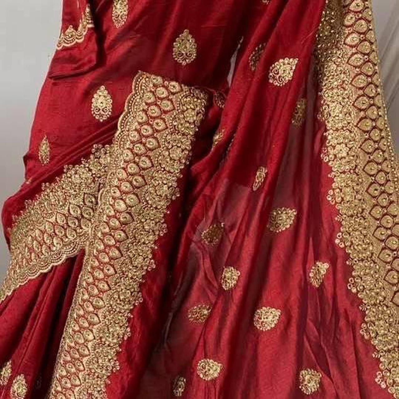 Beautiful maroon Saree sari Indian dress - Depop