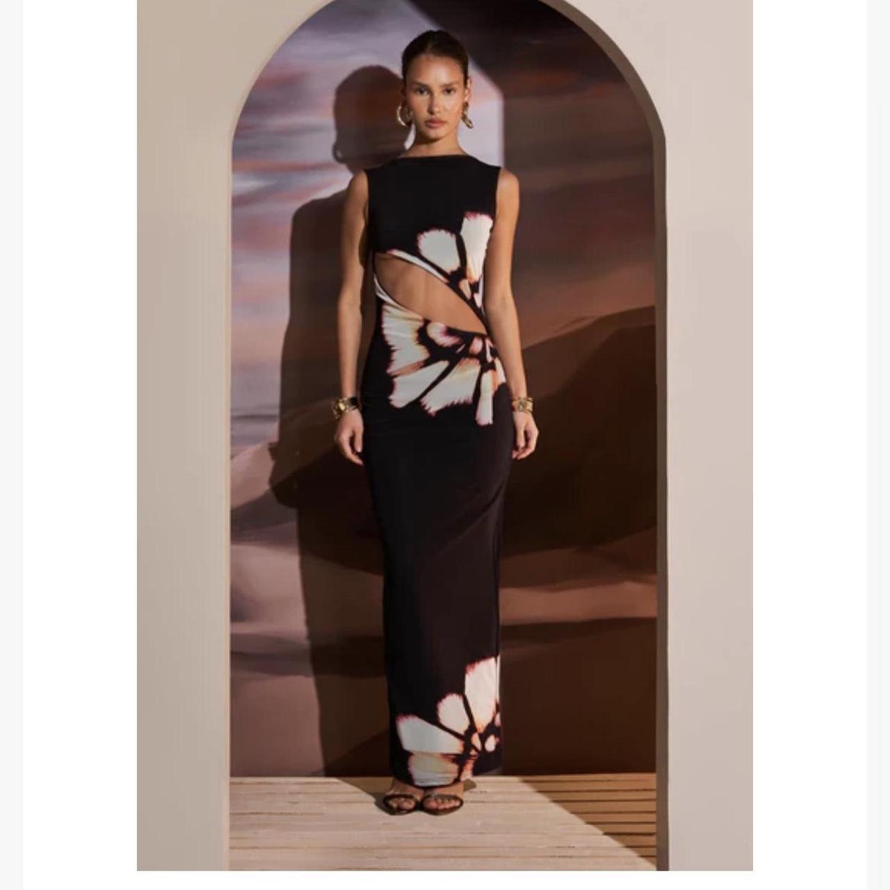 Murci front slit floral dress size 10, only selling... - Depop