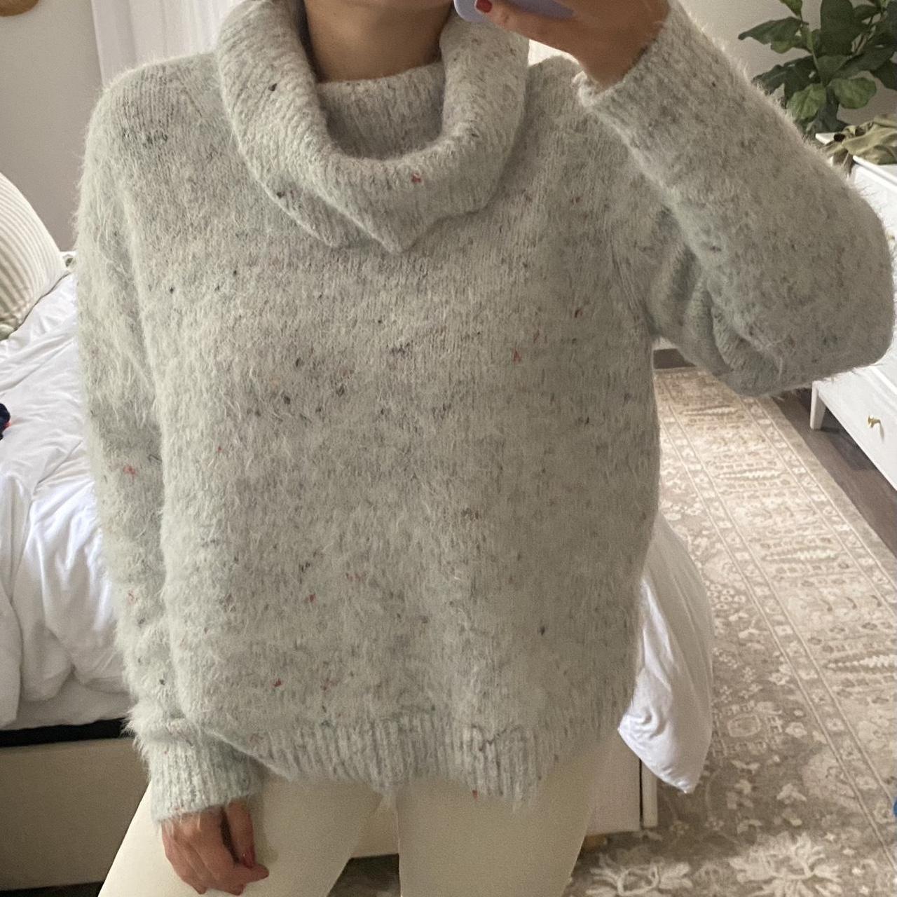 Lou & Gray super soft chunky sweater. - Depop
