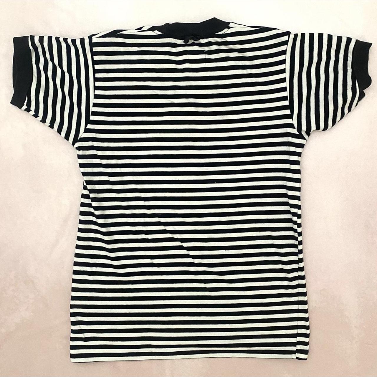 Camp Collection Women's Black and White T-shirt | Depop