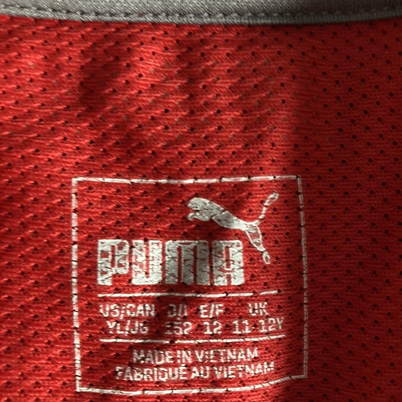 Arsenal training top Good condition Kids medium... - Depop