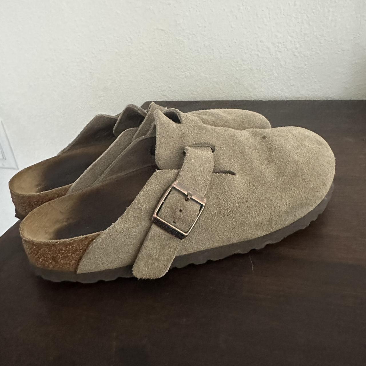 Taupe Boston clogs birkenstock In great... - Depop
