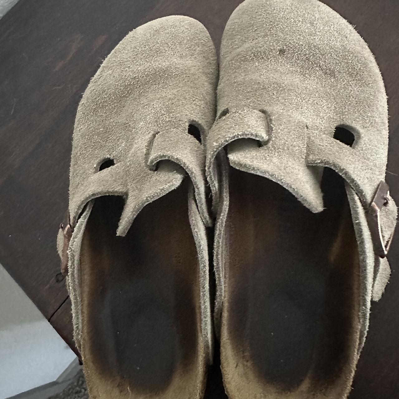 Taupe Boston clogs birkenstock In great... - Depop