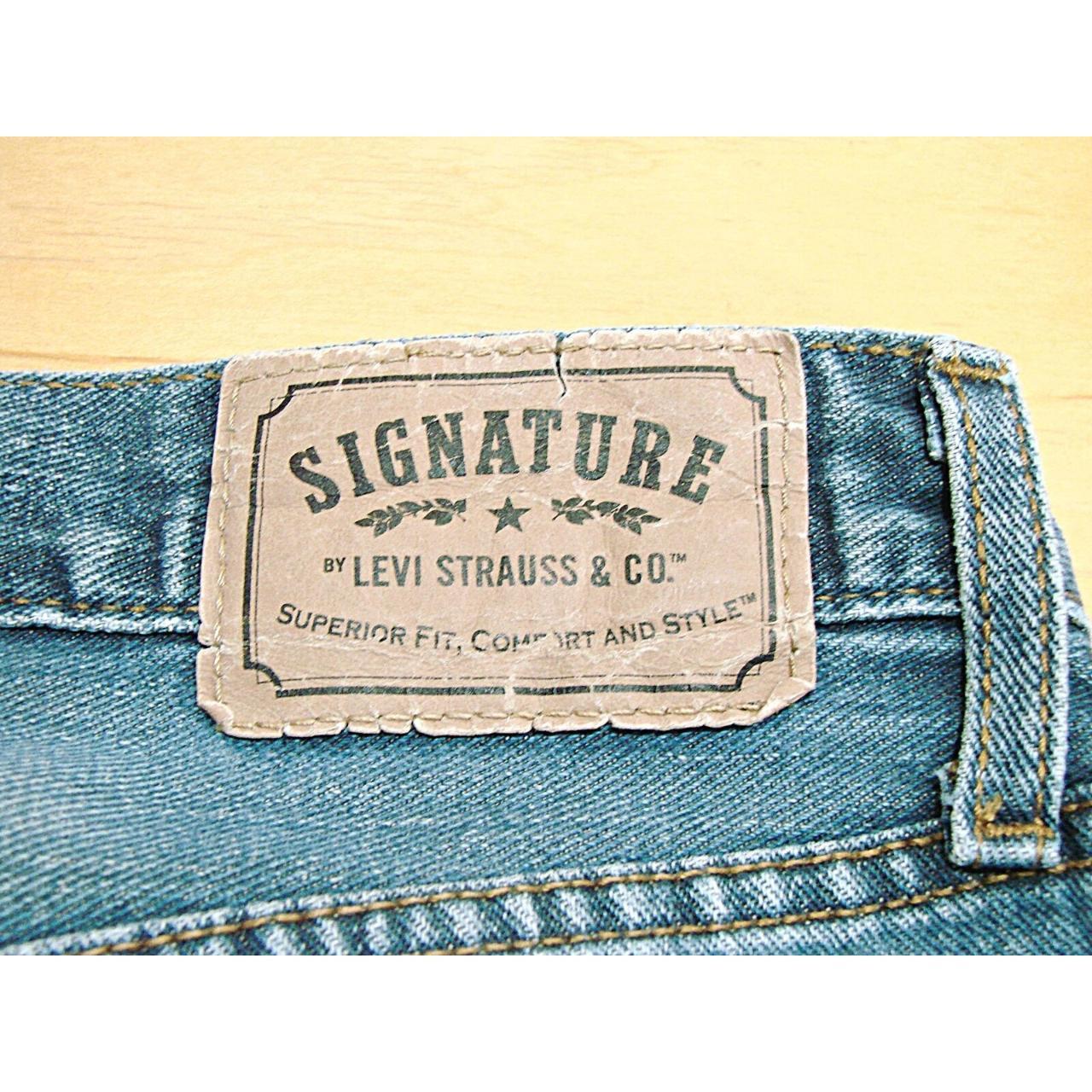Signature By Levi Strauss & Co. Mens Blue Regular... - Depop