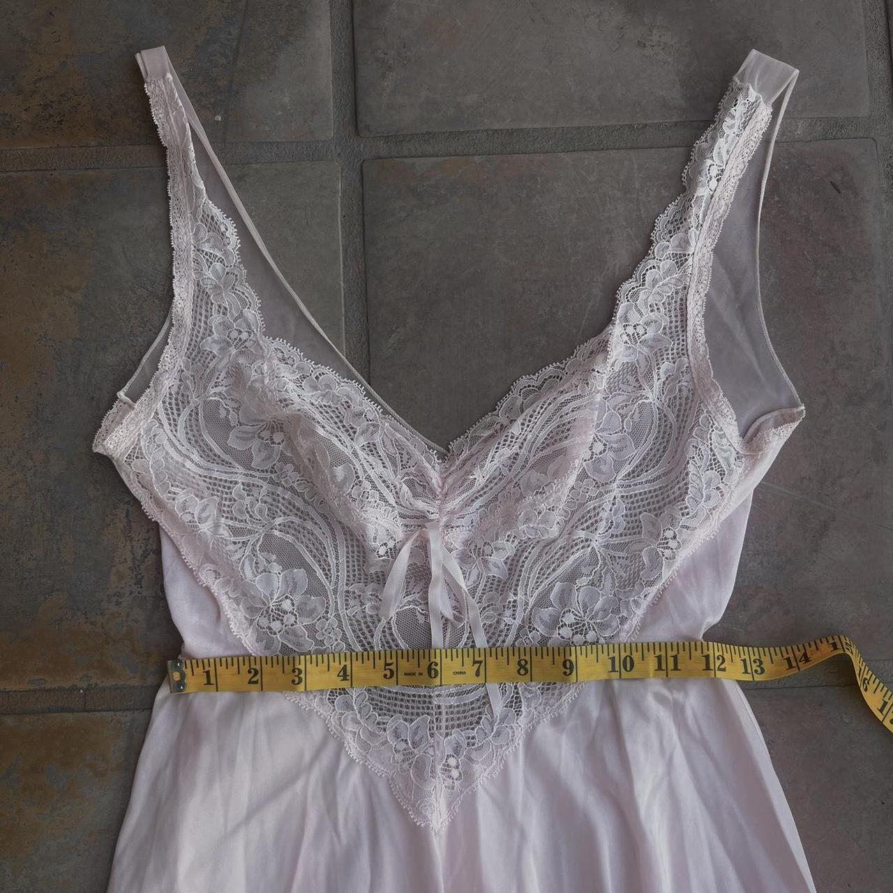 RARE Vintage Olga Full Lace V Bodice, flowy... - Depop