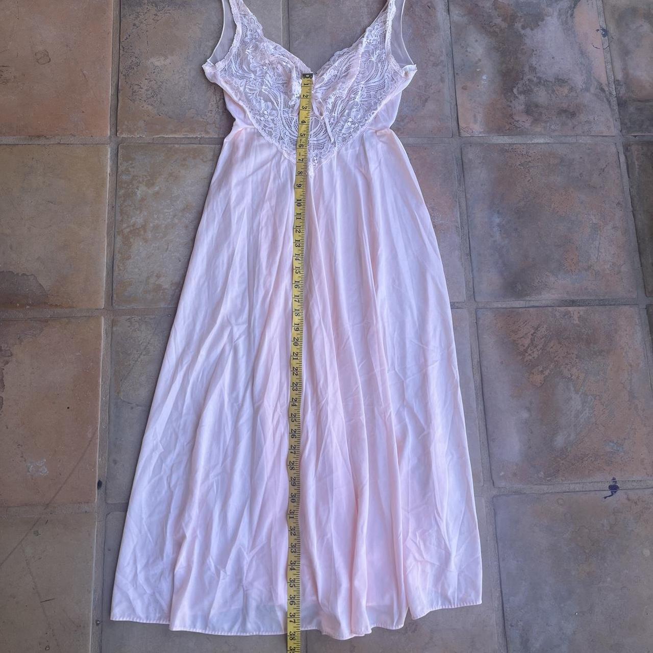 RARE Vintage Olga Full Lace V Bodice, flowy... - Depop