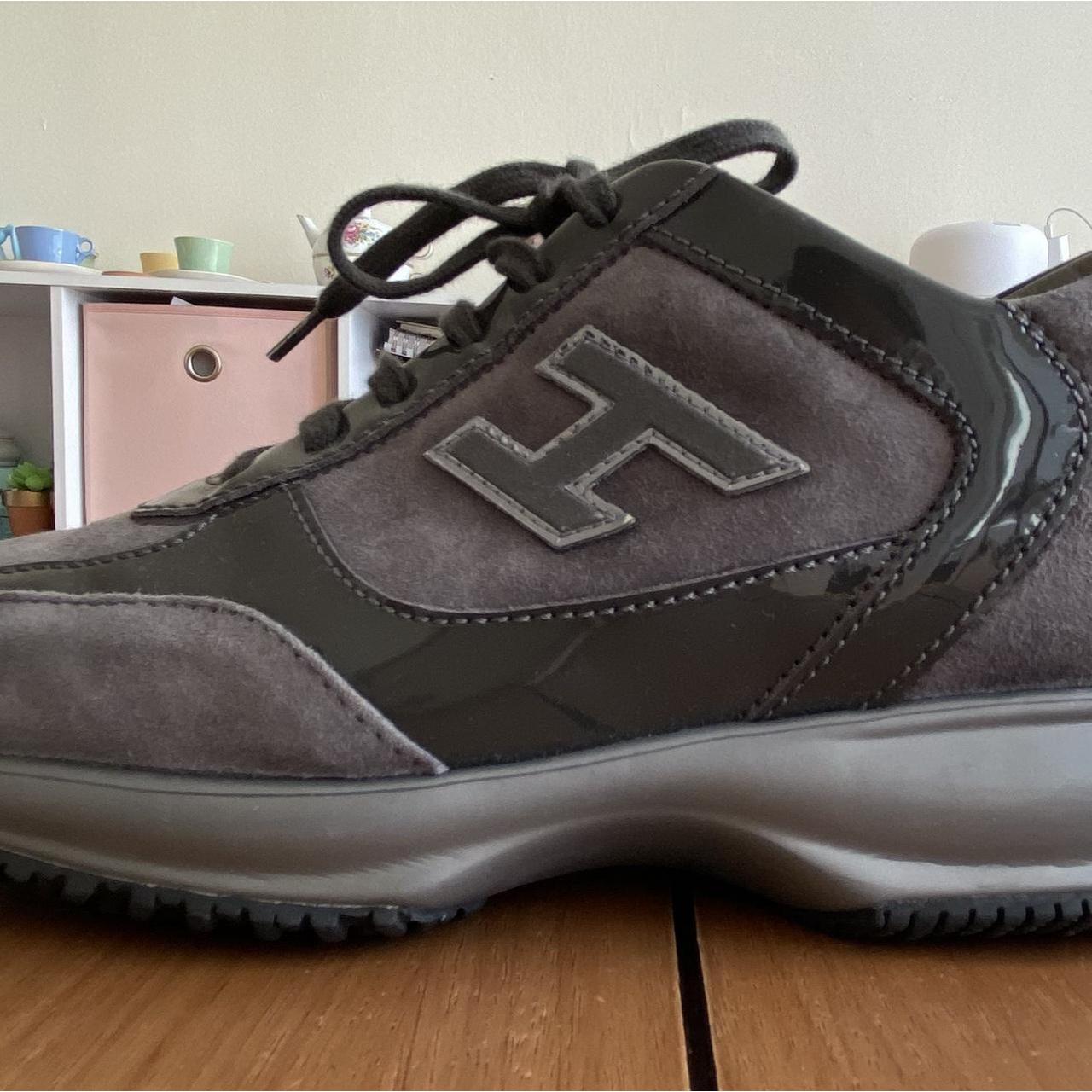 HOGAN WOMAN INTERACTIVE H FLOCK SMALL GREY... - Depop