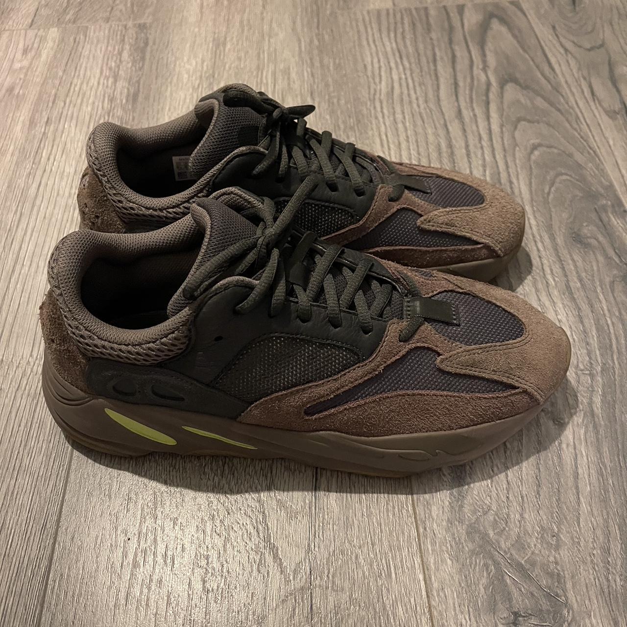 Adidas Yeezy Mauve 700 Size 9 UK - Depop