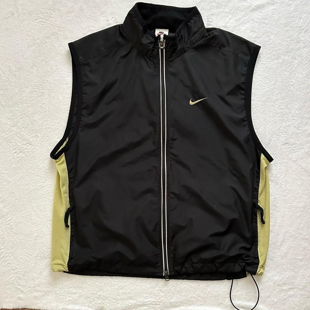 Lightweight vintage Nike vest! -no flaws shoulder... - Depop
