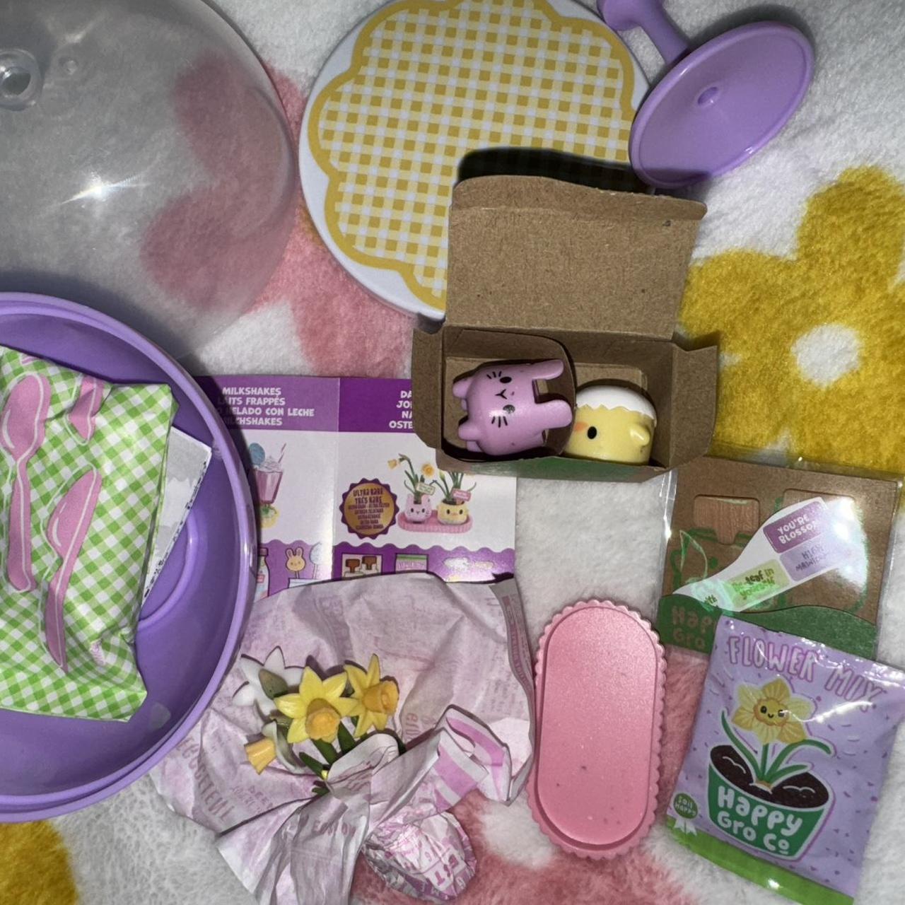 miniverse make it mini spring ultra rare daffodils 🌼... | Depop