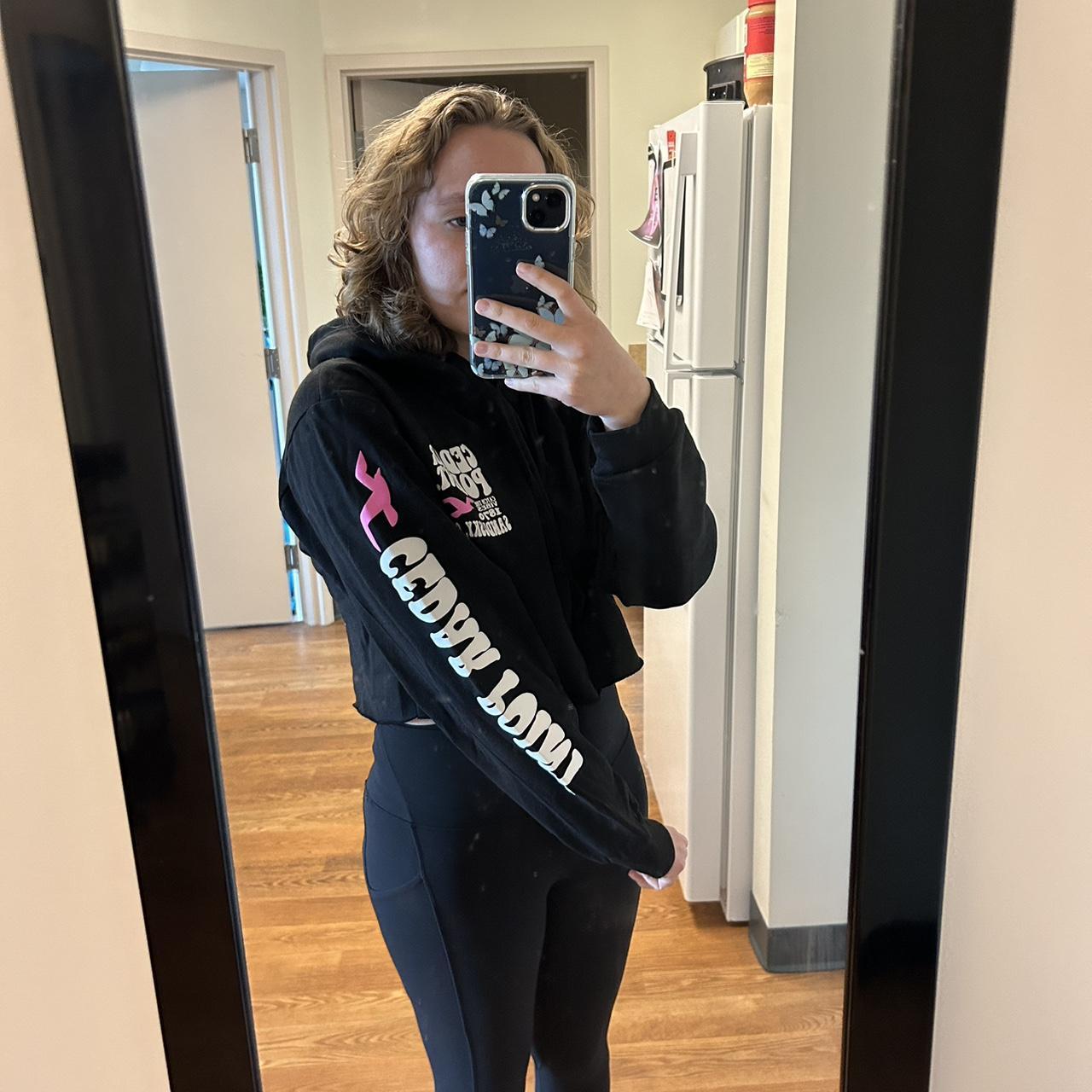 cropped Cedar Point hoodie from the park • never... - Depop