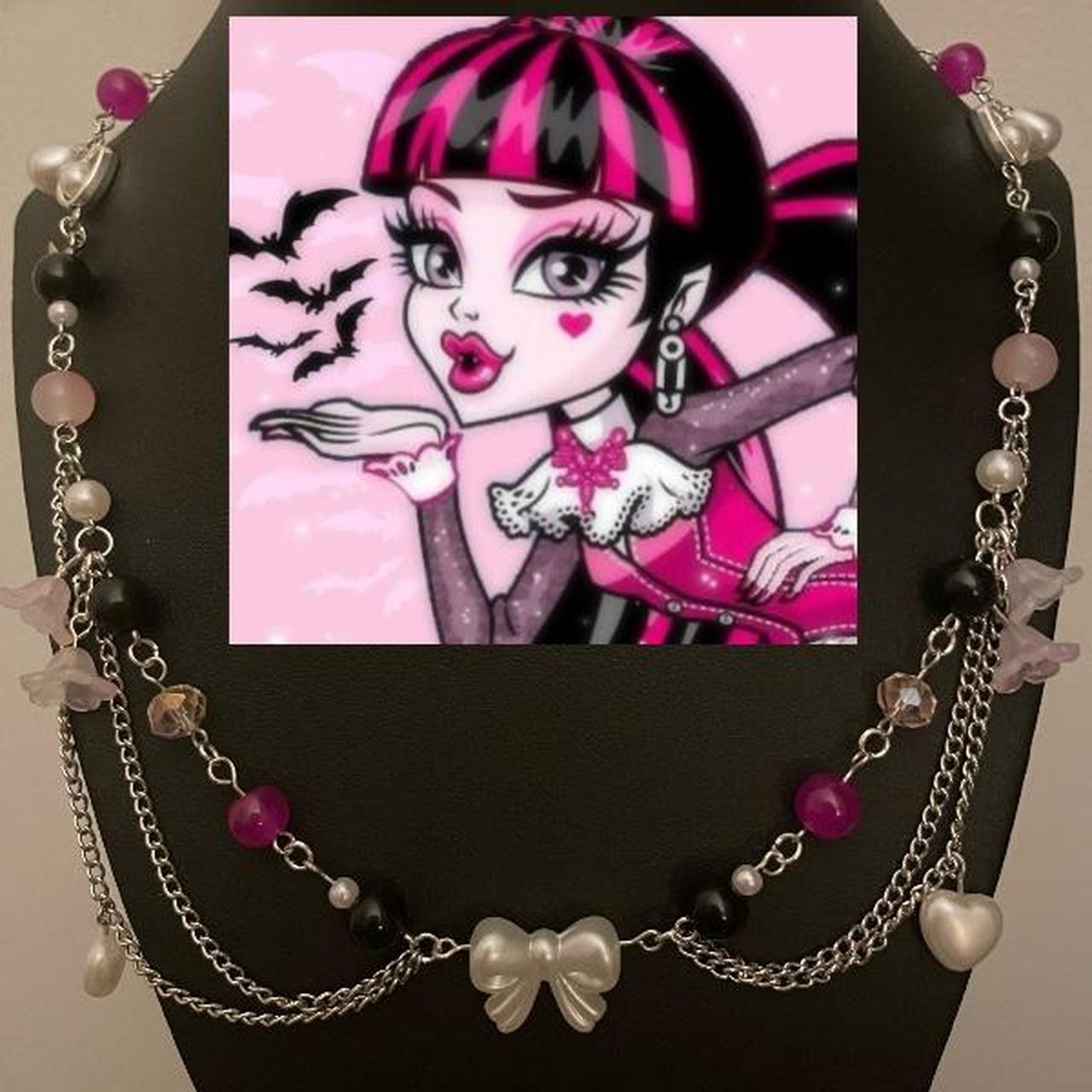 Draculaura Inspired Necklace 🎀 // HANDMADE CUSTOM... - Depop