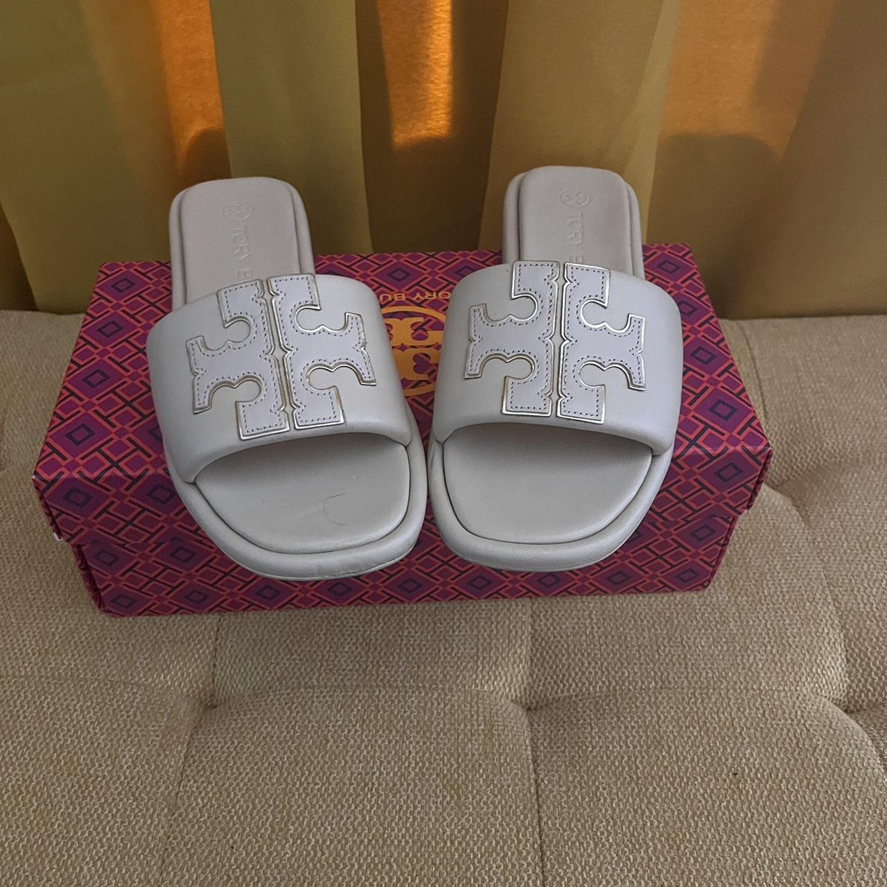 Tory Burch Women's Cream Slides | Depop