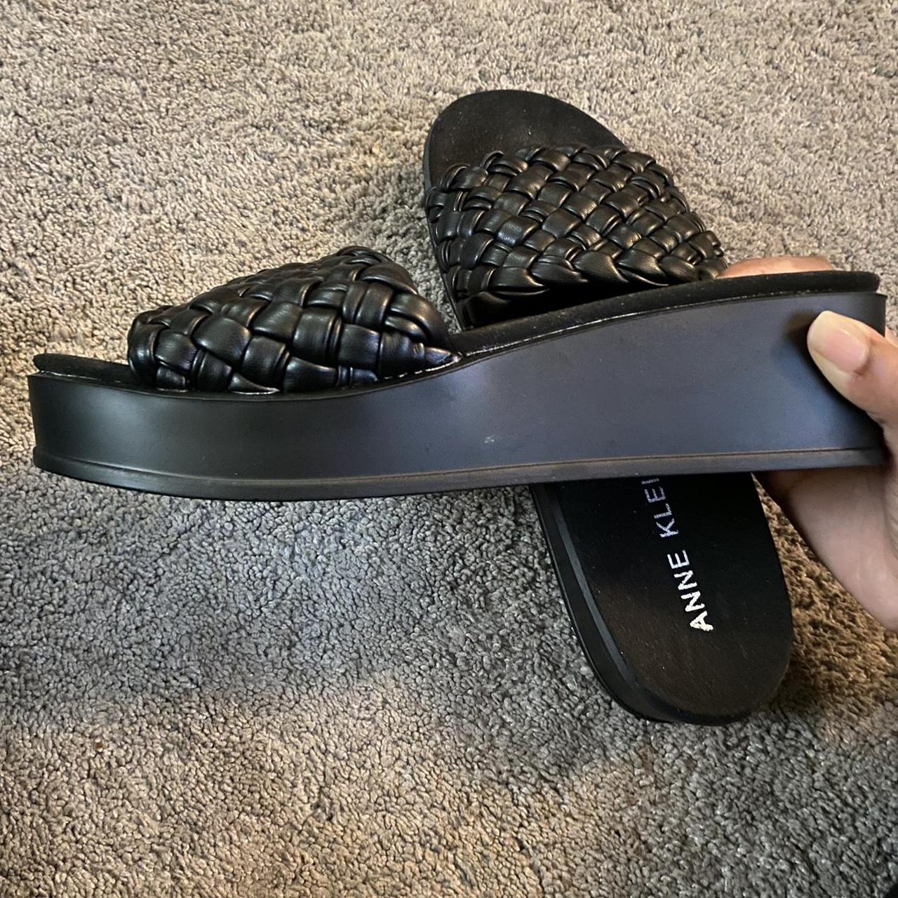 Anne Klein Platform Sandals Size 9 - Depop