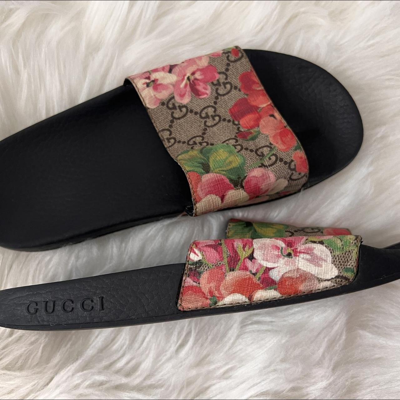 Gucci Women's Slides | Depop