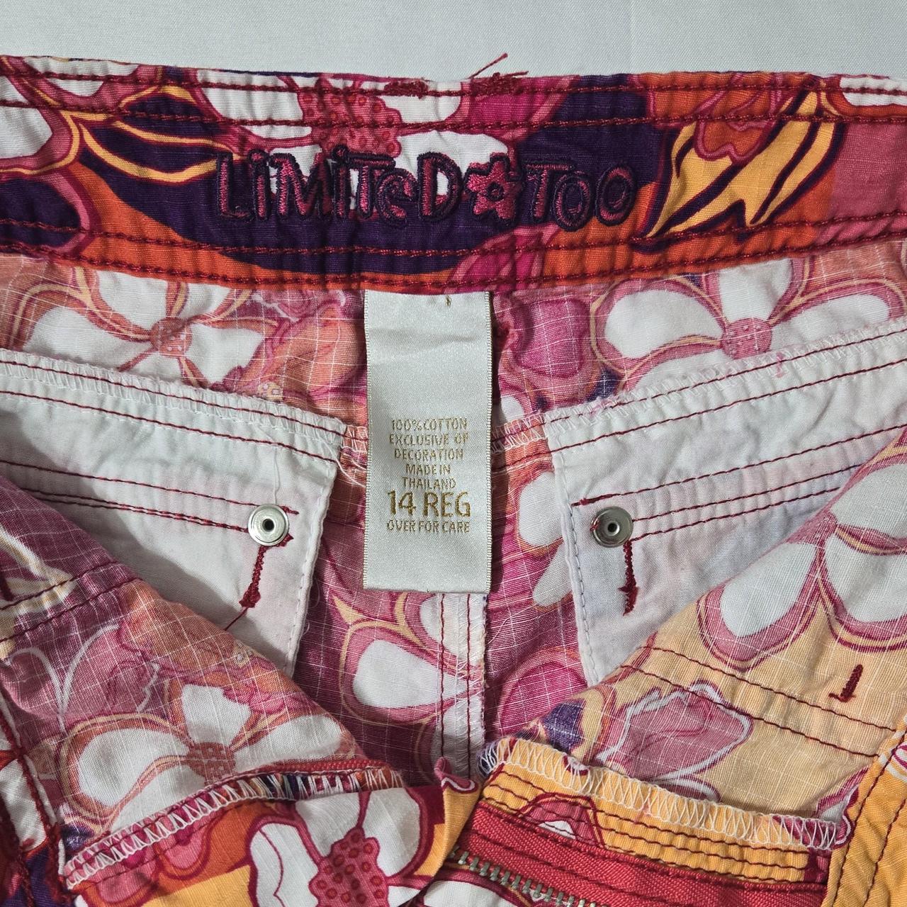 Vintage LIMITED TOO flower print shorts Size 14... - Depop