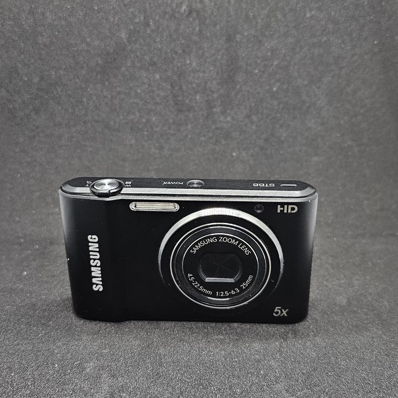 Samsung digital camera model number ST66 this is a... - Depop