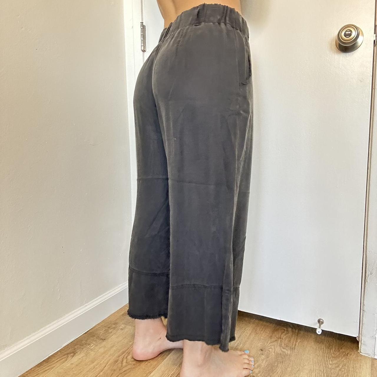 Bella Dahl Grey Gaucho Pants - Depop