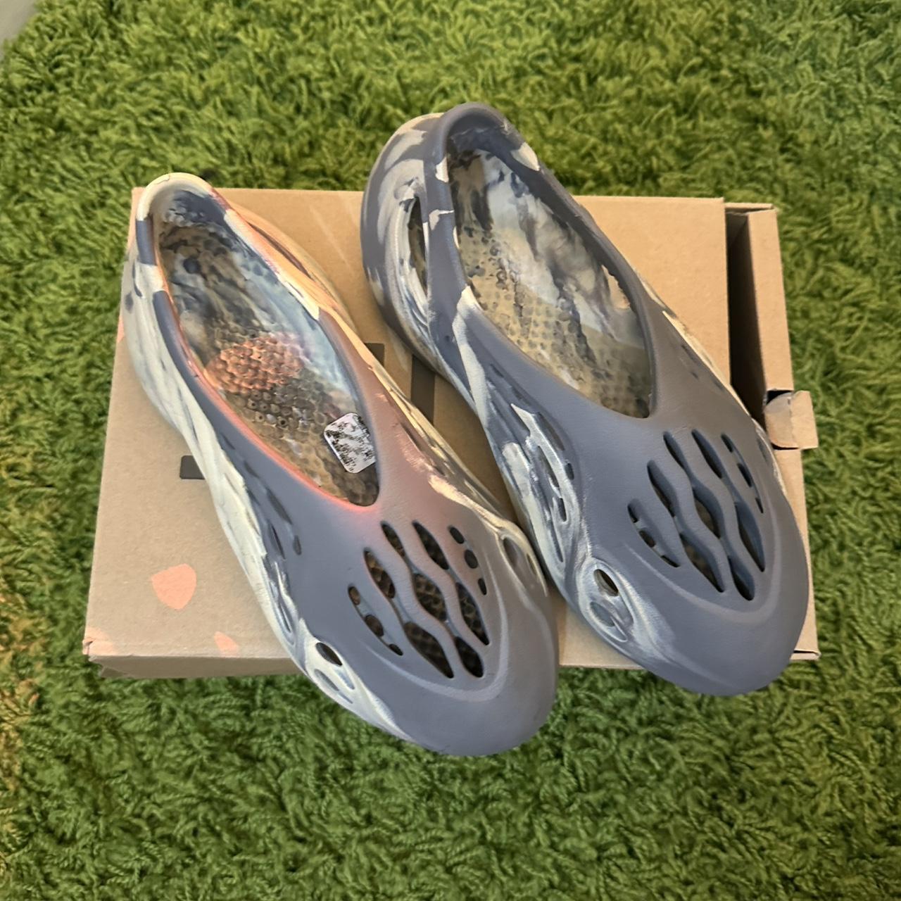 Yezzy form runners - Depop