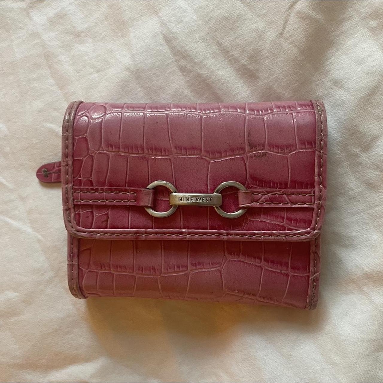 cutest y2k pink wallet vintage, but amazing... - Depop