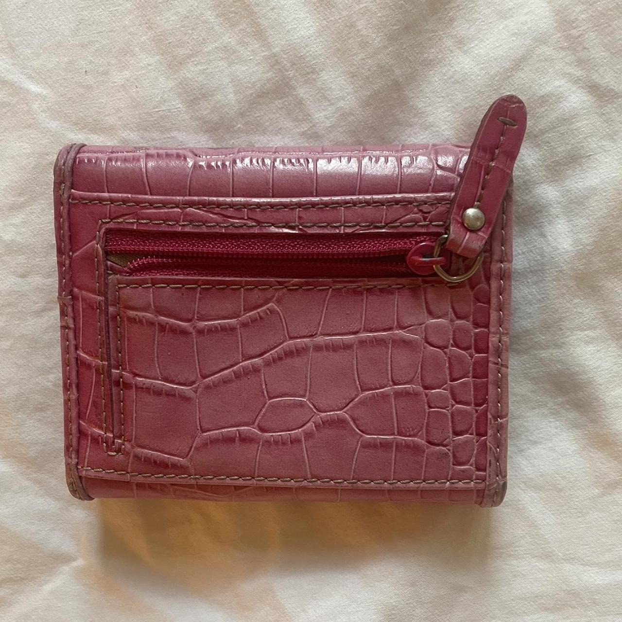 cutest y2k pink wallet vintage, but amazing... - Depop