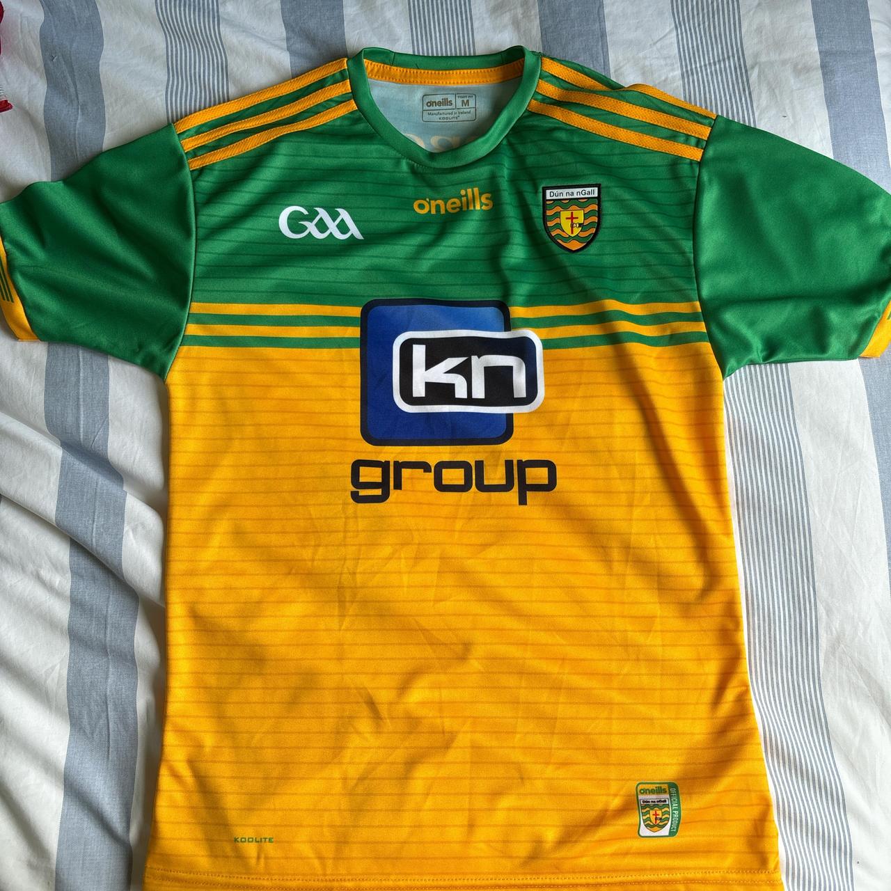 Donegal 2020 GAA Jersey Medium Tight Fit Open to... - Depop