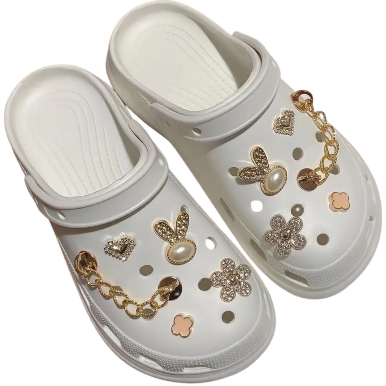 These beautiful 10 pieces luxury Rhinestones croc... - Depop