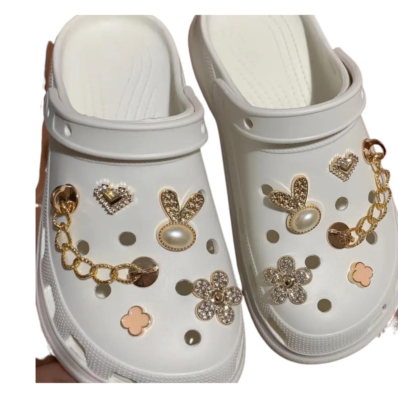 These beautiful 10 pieces luxury Rhinestones croc... - Depop