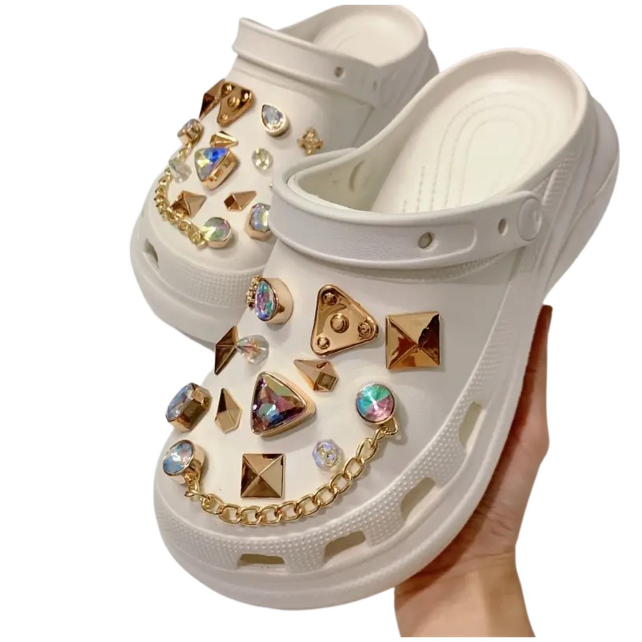 These beautiful 26 pieces luxury Rhinestones croc... - Depop