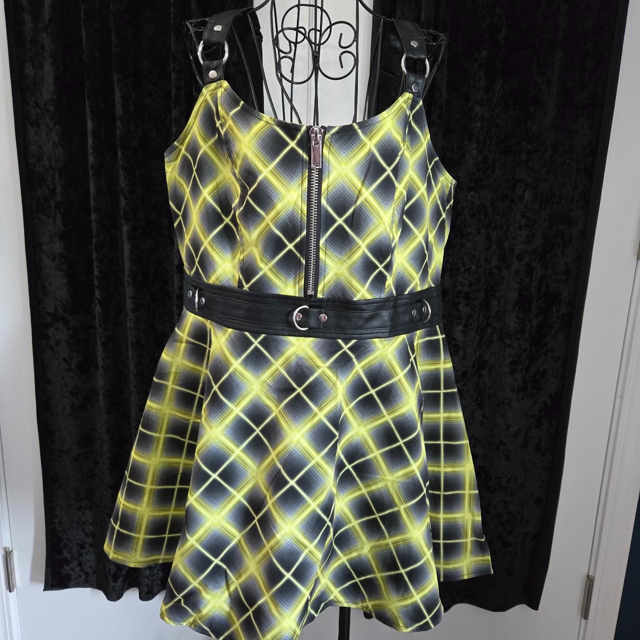 NWT Neon Widow dress from Dolls Kill 1xl brand new... - Depop