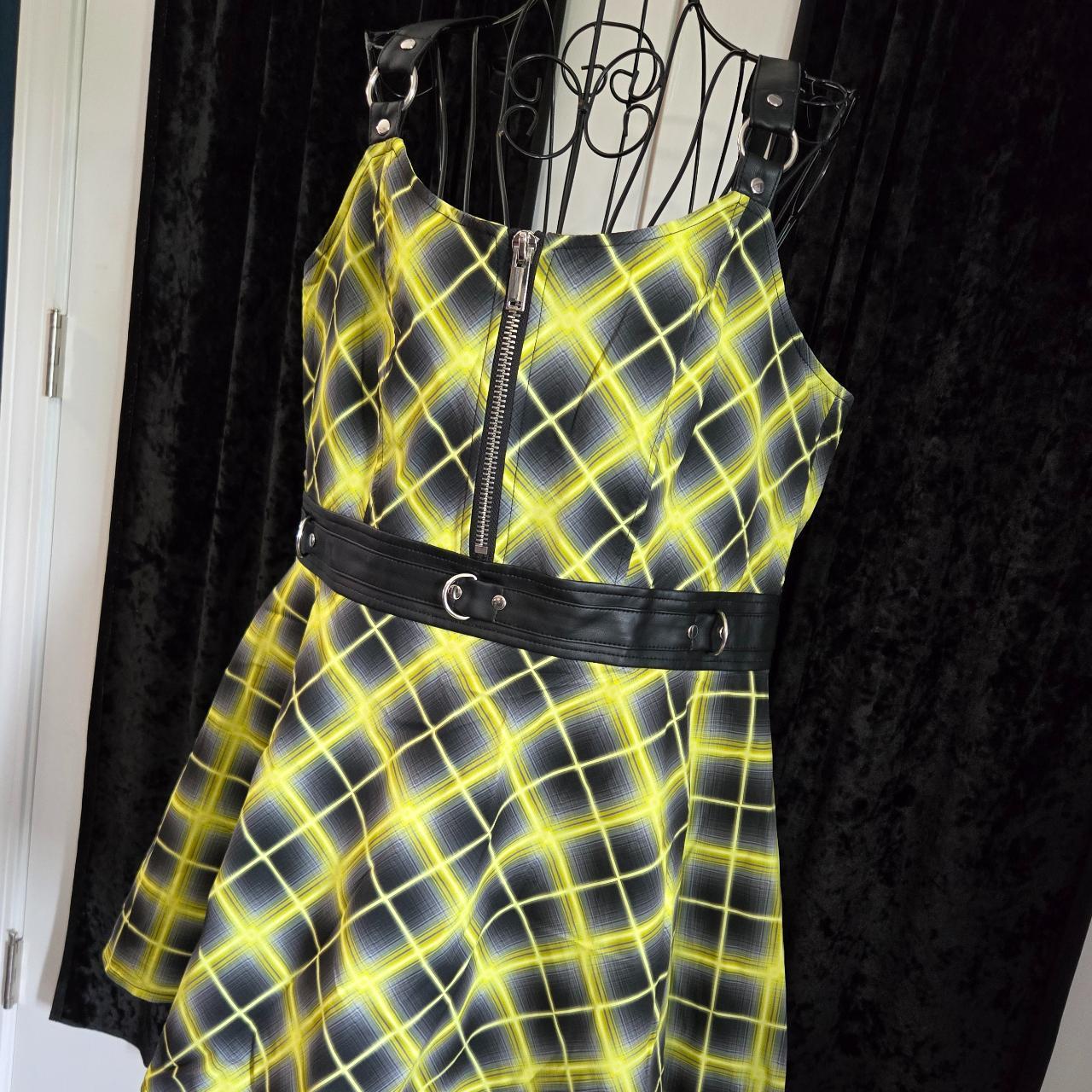 NWT Neon Widow dress from Dolls Kill 1xl brand new... - Depop