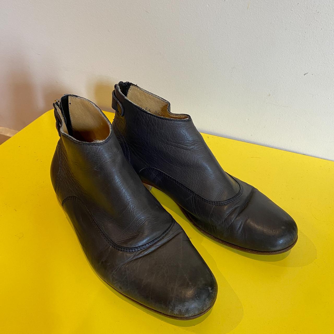 Zomp navy leather ankle boots with silver zip and... - Depop