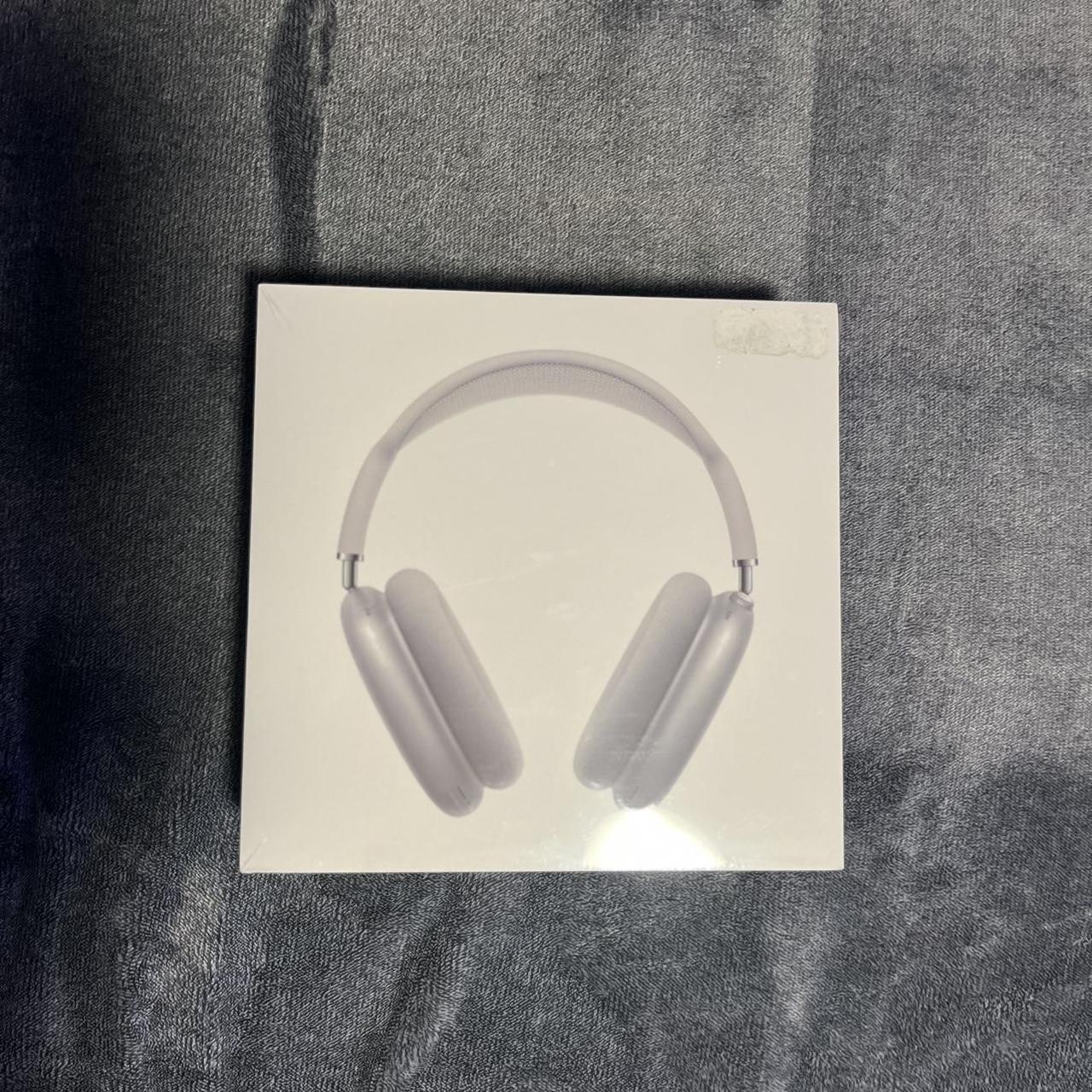 Airpod Max silver low ballers get ignored New in... - Depop