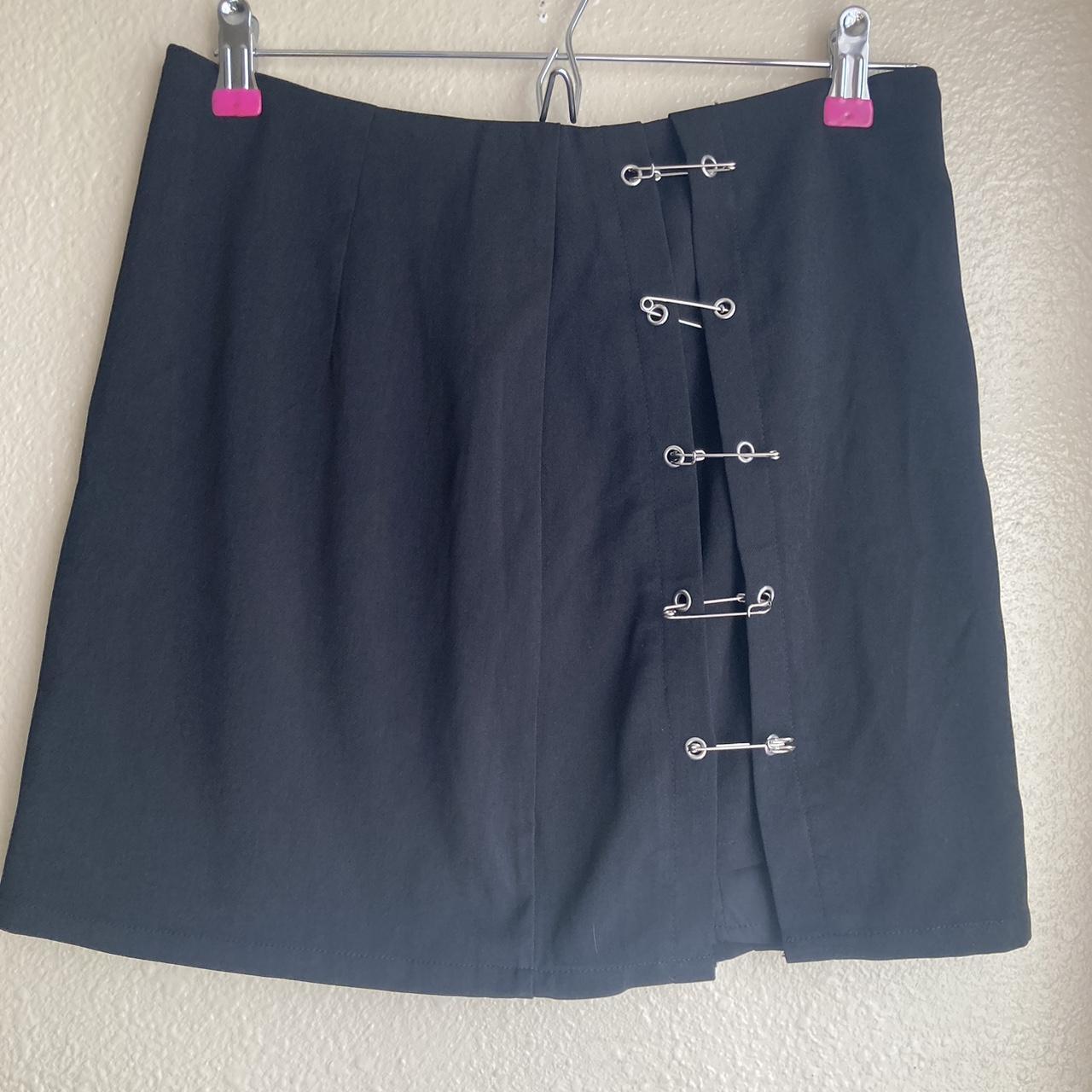 Cider black safety pin mini skirt🖤⛓️🩶 New with tags,... - Depop