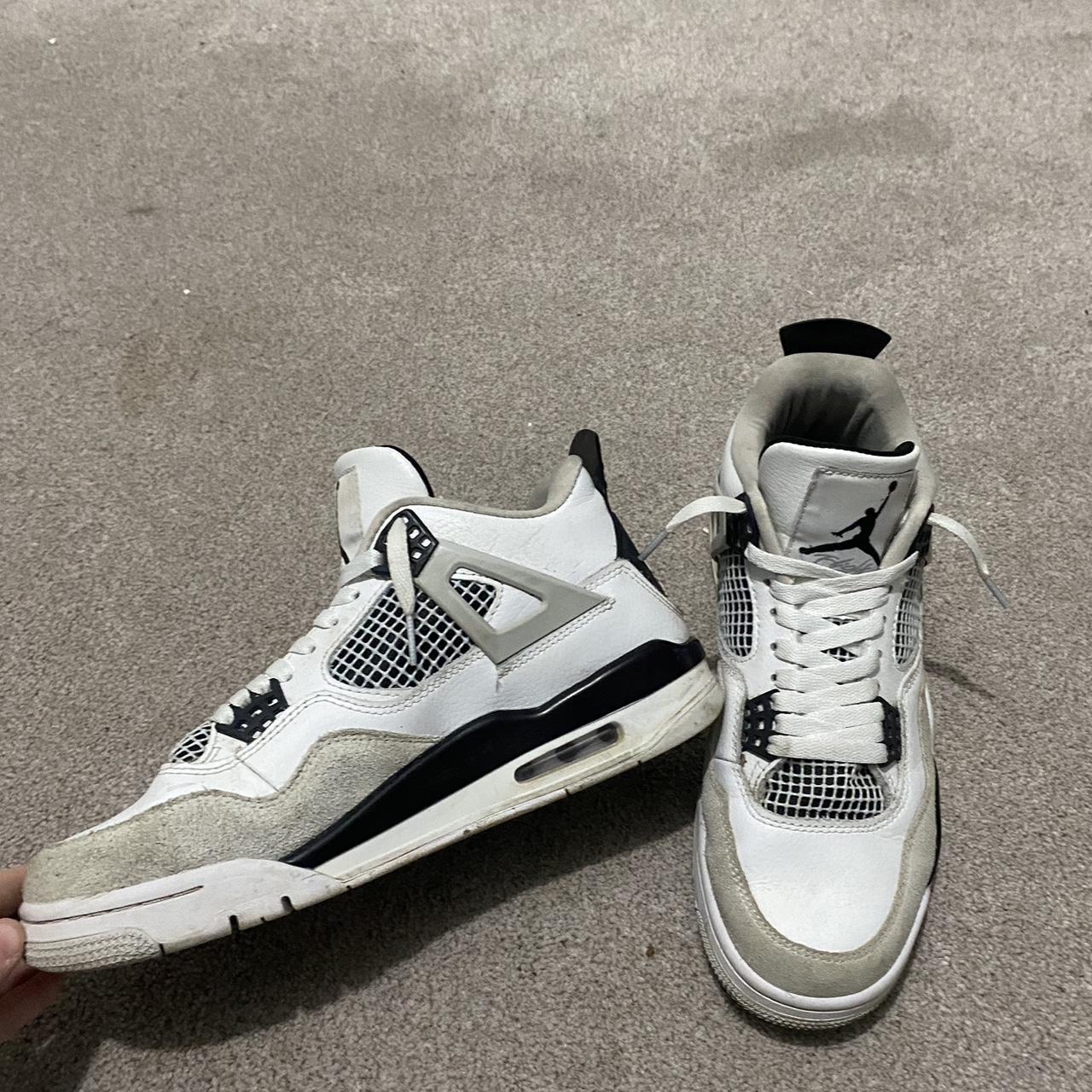 jordan 4s worn alot but mot much damage - Depop