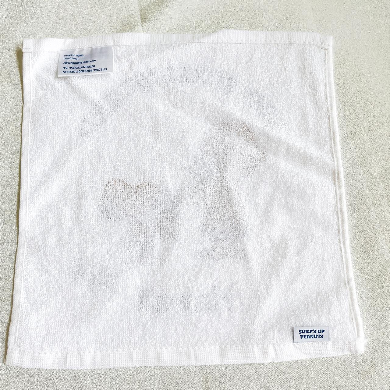 Bundle of 3 snoopy peanuts Hawaii beach surfing... - Depop